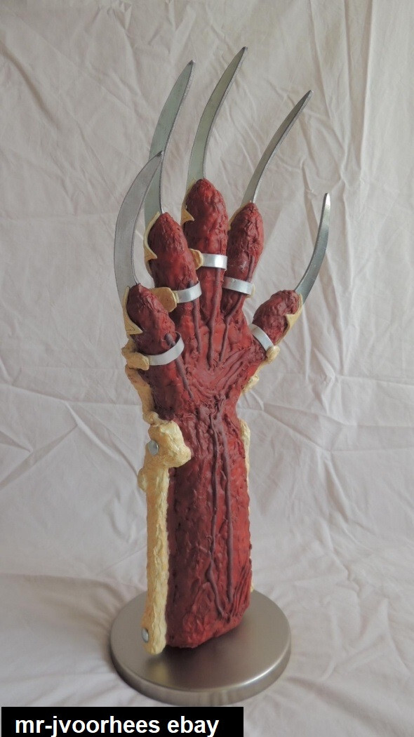 Marcanna Claw Freddy Krueger Freddy Krueger Bone Claw Production Prop