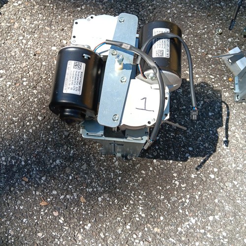 HANDICARE STAIRLIFT 1100 MOTOR ASSEMBLY SEE PICS | eBay