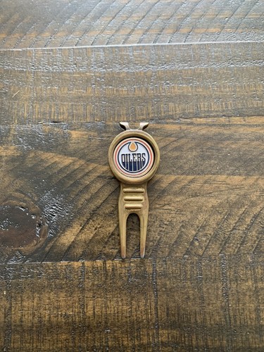 EDMONTON OILERS GOLF DIVOT TOOL/BALL MARKER $7.95 USA/CAN SHIPPING | eBay