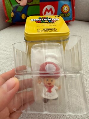 SUPER RARE!!NEW SUPER NINTENDO WORLD CHEF TOAD Keychain Figure+Question ...