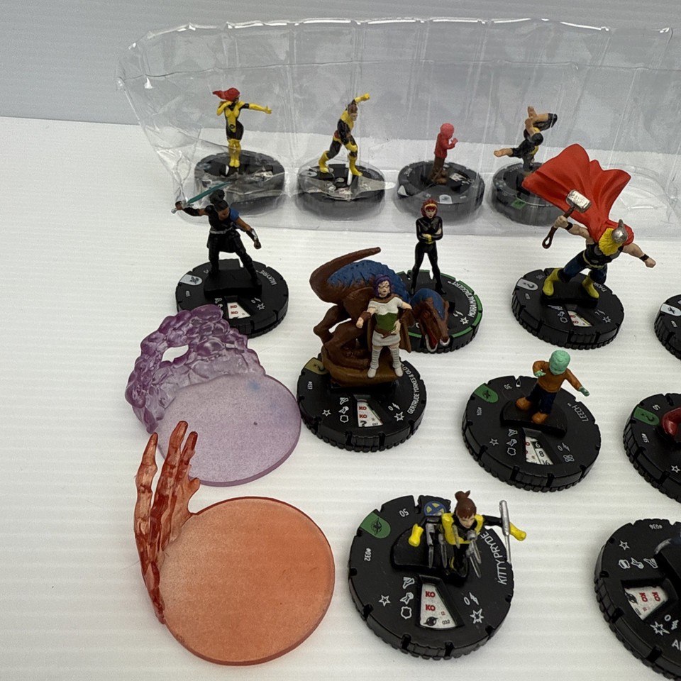 Heroclix Lot Of 34!! Marvel! Wizkidsgames! No Cards & Some Duplicates ...