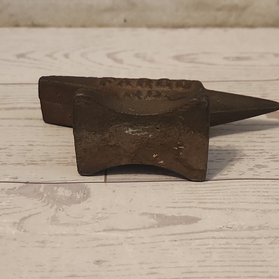 Vintage FDRY CO, FARGO ND mini anvil Advertisement Paperweight | eBay