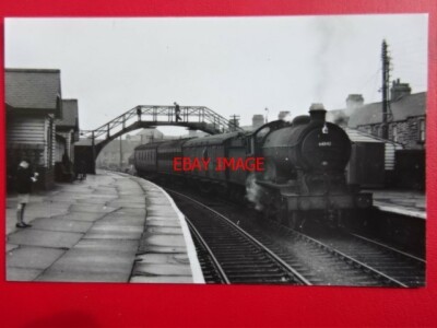 PHOTO DARKROOM - ANNFIELD PLAIN RAILWAY STATION LOCO 4842 IN STATION | eBay