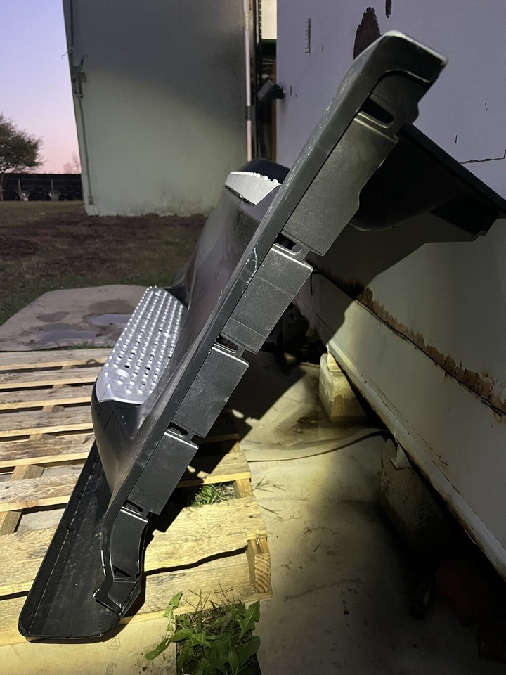 Peterbilt N33-6116-202000R Fairing Assy Mh Fwd | eBay