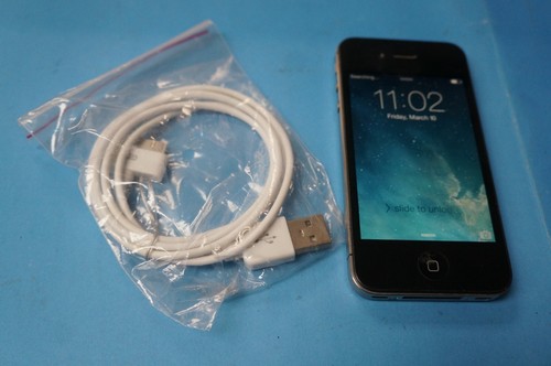 Apple iPhone 4 - 8GB - Black (VERIZON) A1349 FREE BUNDLE & SHIP | eBay