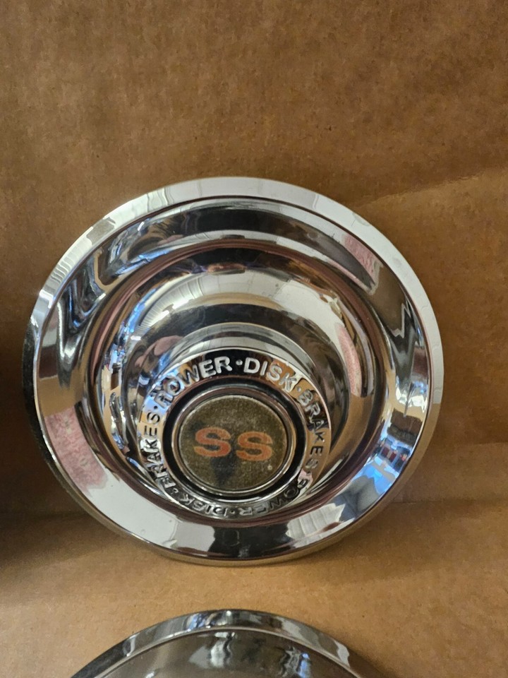 Vintage USED GM/CHEVY CAMARO CHEVELLE NOVA SS RALLY WHEEL CENTER CAPS ...