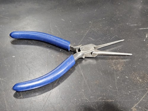 VINTAGE Klein Tools 328-5 1/2C Spring Loaded Fine Needle-Nose Pliers 5 ...