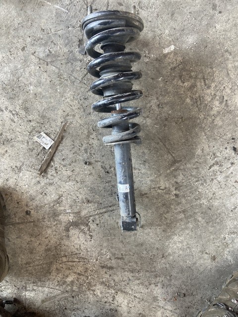 2017 Mitsubishi L200 2442 OS Front Right Drivers Shocker Strut 4062A099 ...