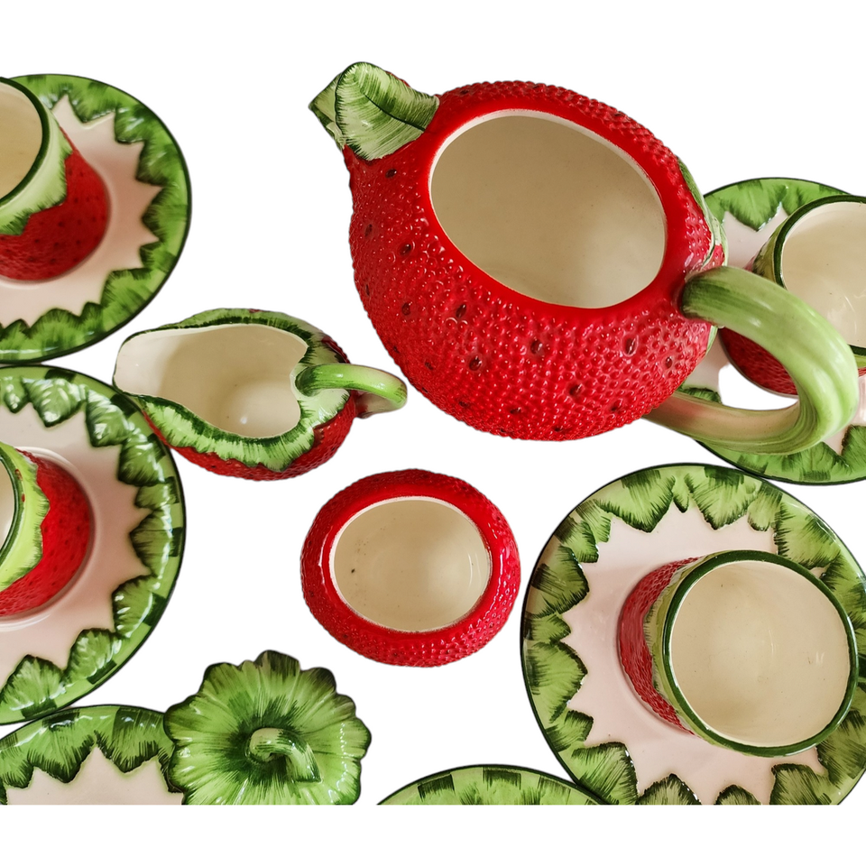 Gift Ideas Creation Strawberry Espresso /Tea Set of 15 | eBay