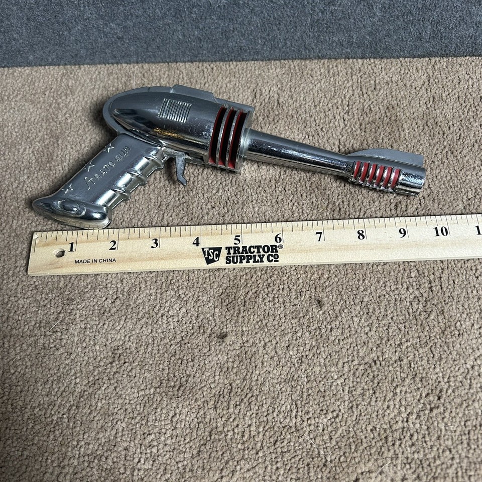 1952 Futuristic Prod. STRATO GUN Pristine working Cap Gun Ray gun Space ...