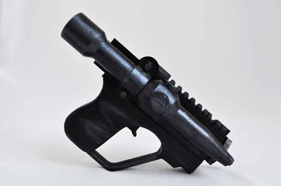 Battlefront EC-17 Scout blaster pistol prop from Star Wars. Biker scout ...