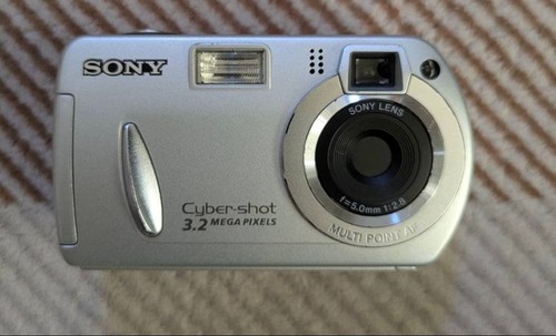 Sony Cyber-shot DSC-P32 Compact 3.2MP Digital Camera, Used, Excellent ...