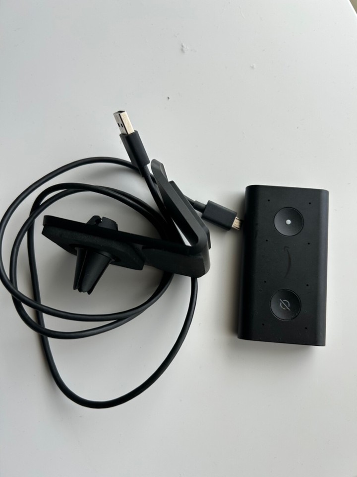 New! AMAZON ECHO AUTO (1st gen) - Hands-free Alexa in your car with ...