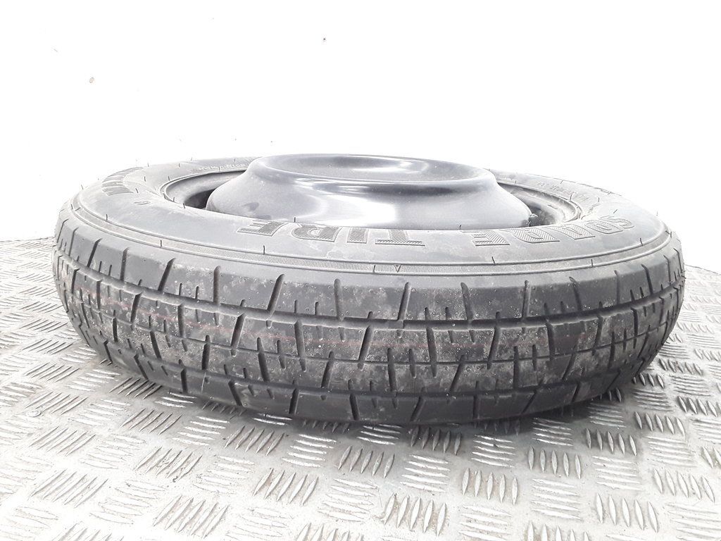 Toyota RAV 4 XA40 2.2D 110kW Diesel 2015 R17 spare wheel rim tire tyre ...