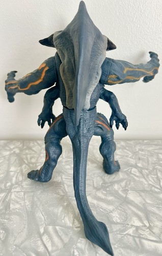 PACIFIC RIM action figure 8" TRESPASSER monster jaeger Godzilla vs. v ...
