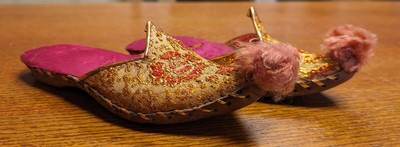 Vintage Genie Girls Shoes - Silk Shoes, Leather Bottoms - Pink / Gold ...