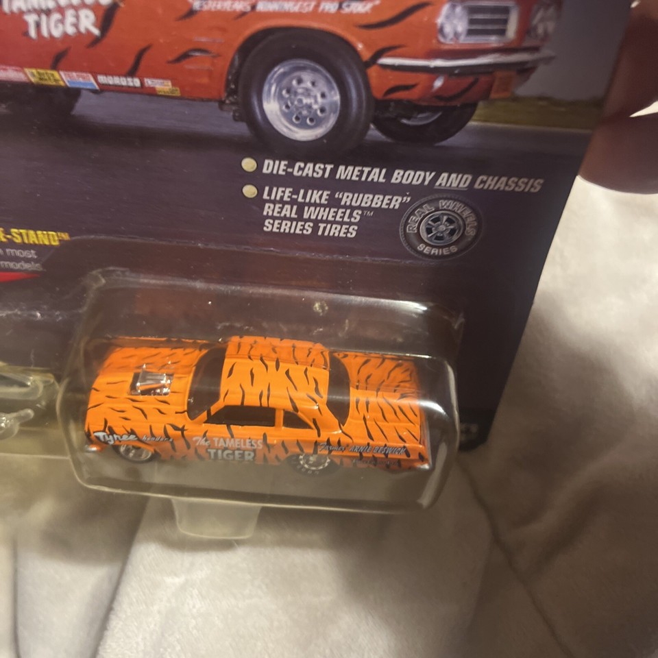 Johnny Lightning Show Stoppers! Arnie Beswick Tameless Tiger | eBay