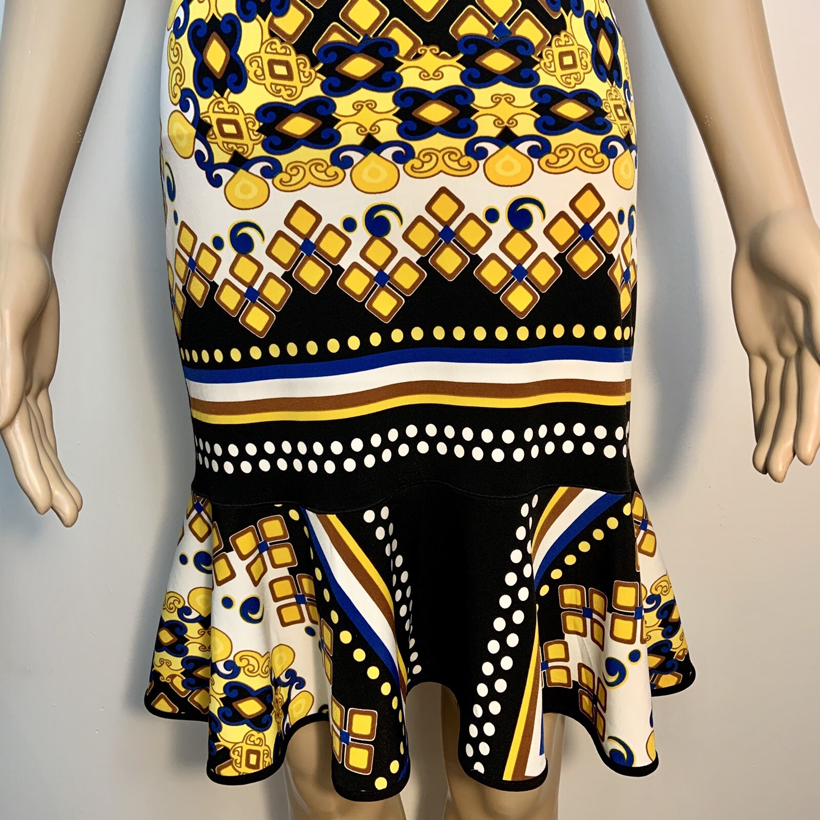 Eva Varro Designer Made In LA Usa Sleeveless Black Yellow Knee Length ...