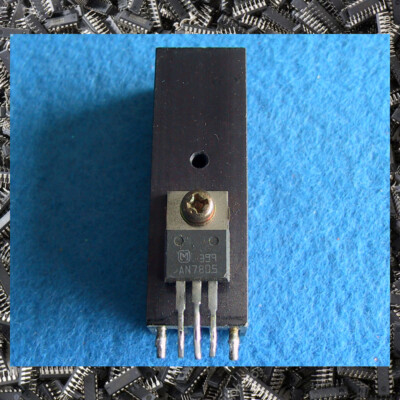 AN7805 Regolatore di tensione con dissipatore - adatto anche per PCB ...