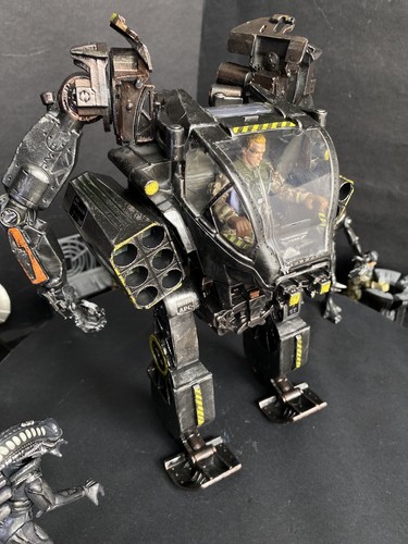 Dune Dust-Reaper Walker | Arrakis Patrol Mech | Custom Heavy-Weathered ...