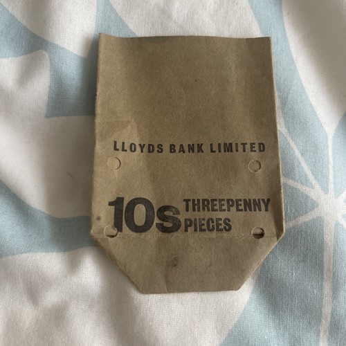 Lloyds Bank Vintage Paper Threepenny Pieces Money Bag | eBay UK