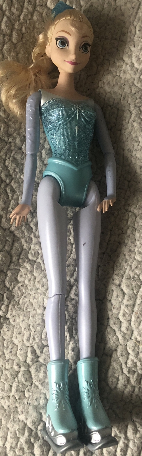 Disney Princess Ice Skating Elsa Doll 12" Frozen Barbie Princess 2013 ...