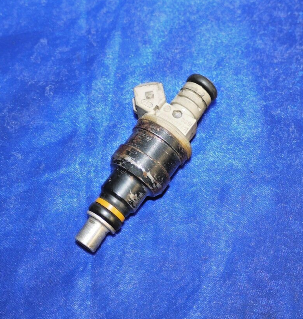 Einspritzdüsen Bosch 0280150747 grau Omega A Opel CIH Astra F Vectra A ...
