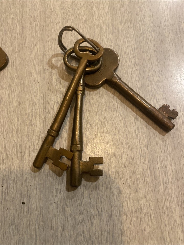 Norfolk And Washington Steamboat Company Keys And Logo. | eBay