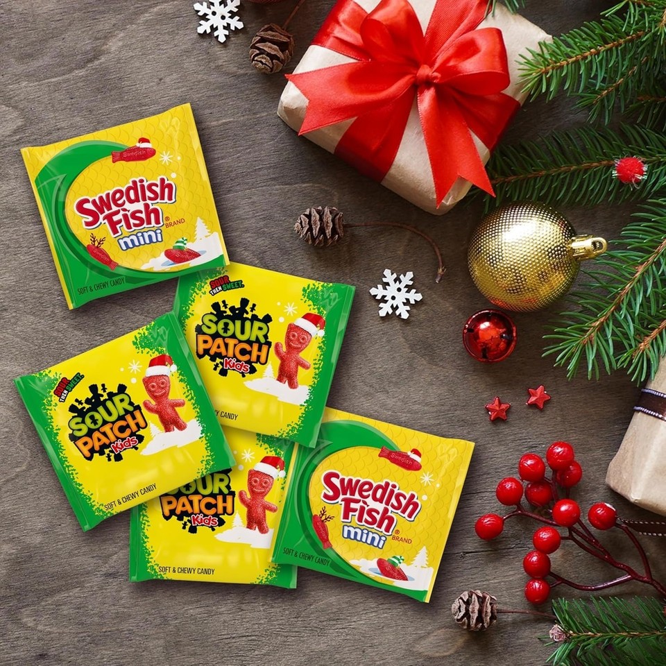 Swedish Fish & Sour Patch Kids HOLIDAY Candy Variety Pack 22 Treat Size ...