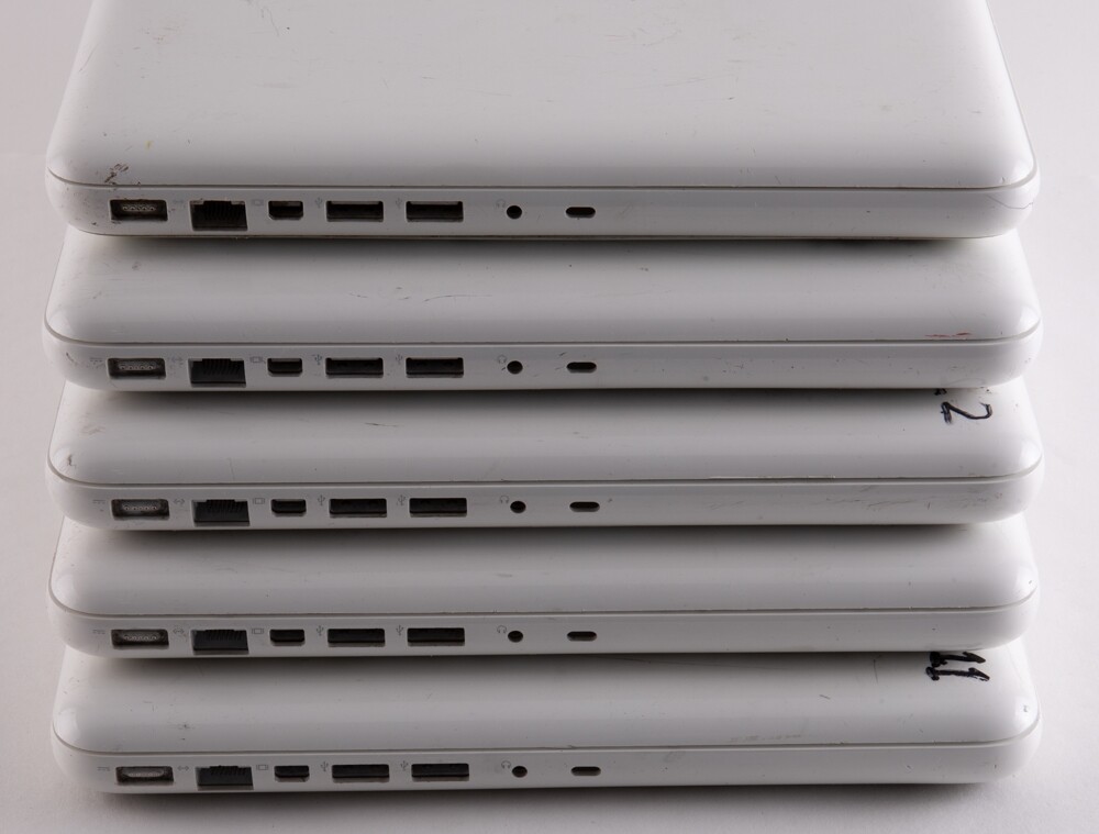 Macbook Pro Ports 2009