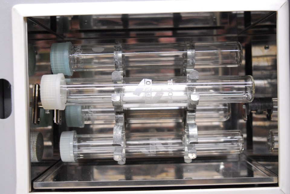 Hybaid Mini Oven MK II Hybridization Oven W/ 4 Bottles - 99C Tested | eBay