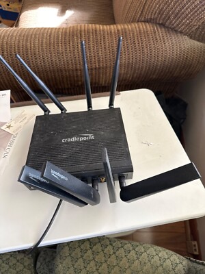 CradlePoint AER2200 Series Router with MC 400-1200 cat 18 dual sim ...