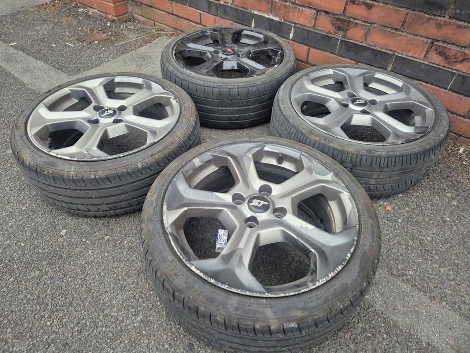 🌟 Genuine Ford fiesta 17 inch alloy wheels 4x108 with TYRES | eBay UK