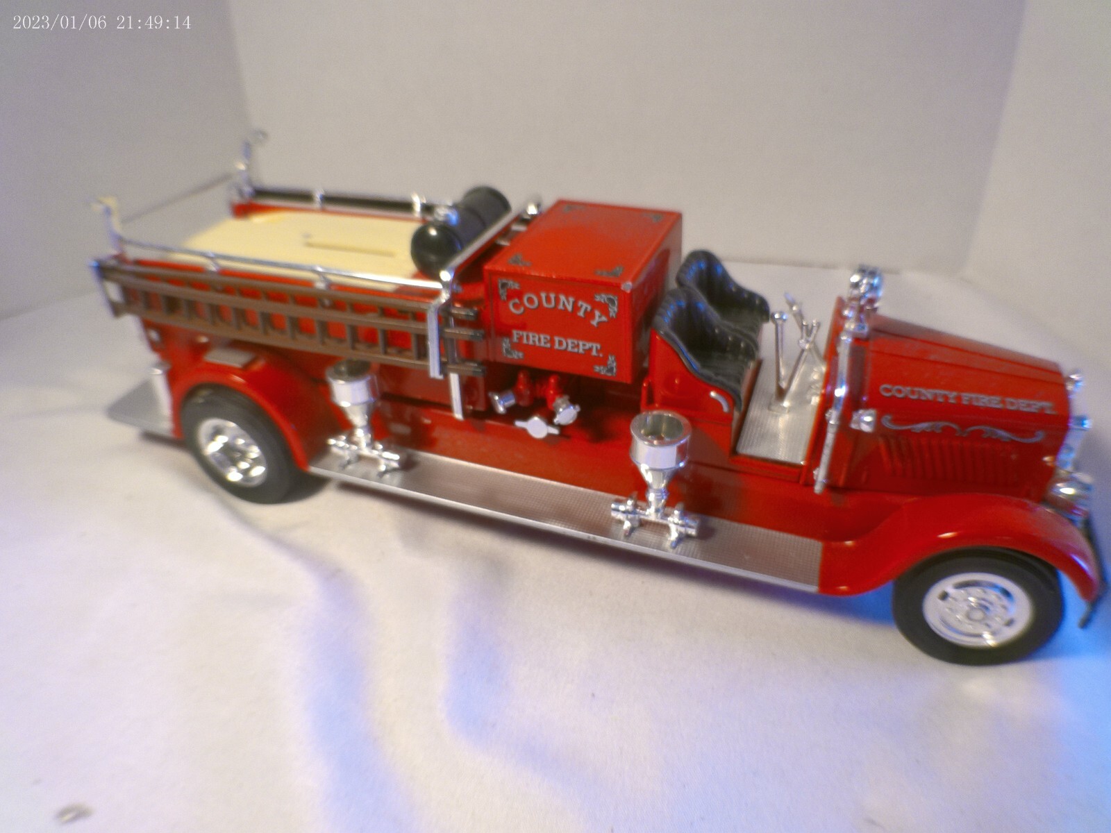 Vintage Mack Fire Engine Pumper Diecast Model Car - 1:24 - 9" | eBay