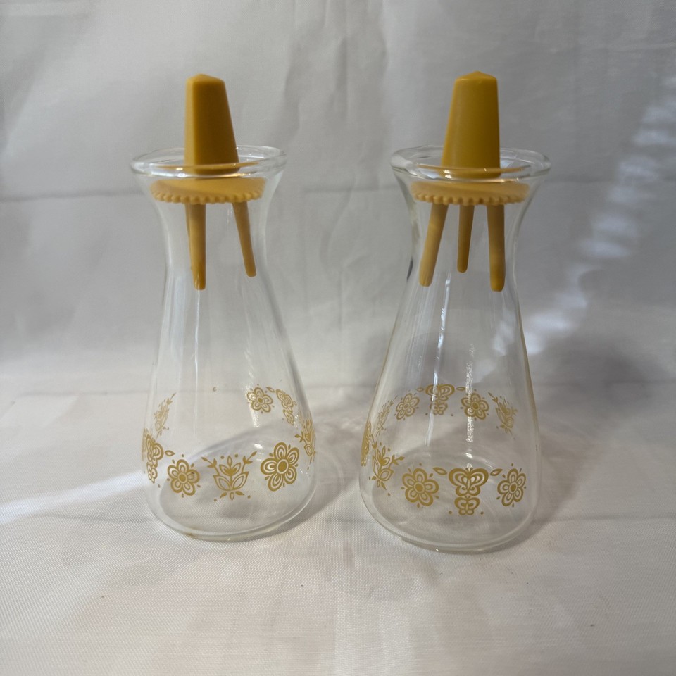 Pyrex Corelle Butterfly Gold Yellow Design Salt & Pepper Shakers Vtg ...