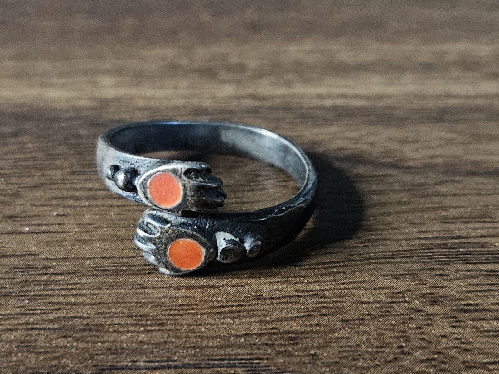 Navajo Native American Red Orange Hands Stones Ring S… - Gem