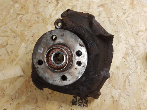 09 Mini Cooper One R56 1.4 Petrol Front Wheel Hub Passenger Side Left ...