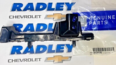 NEW GM OEM CHEVROLET RIGHT- SIDE BRACKET GMC 84293392 | eBay