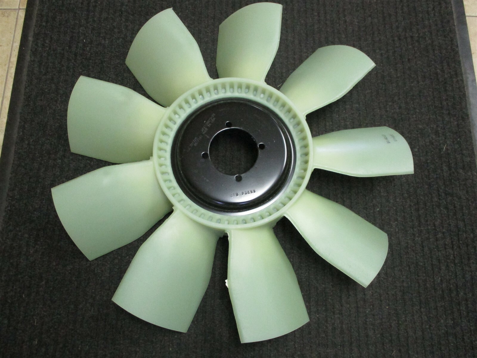 135465 CAPACITY FAN BLADE 24" 9 BLADES 3.25" PILOT 391325 1218151 | eBay