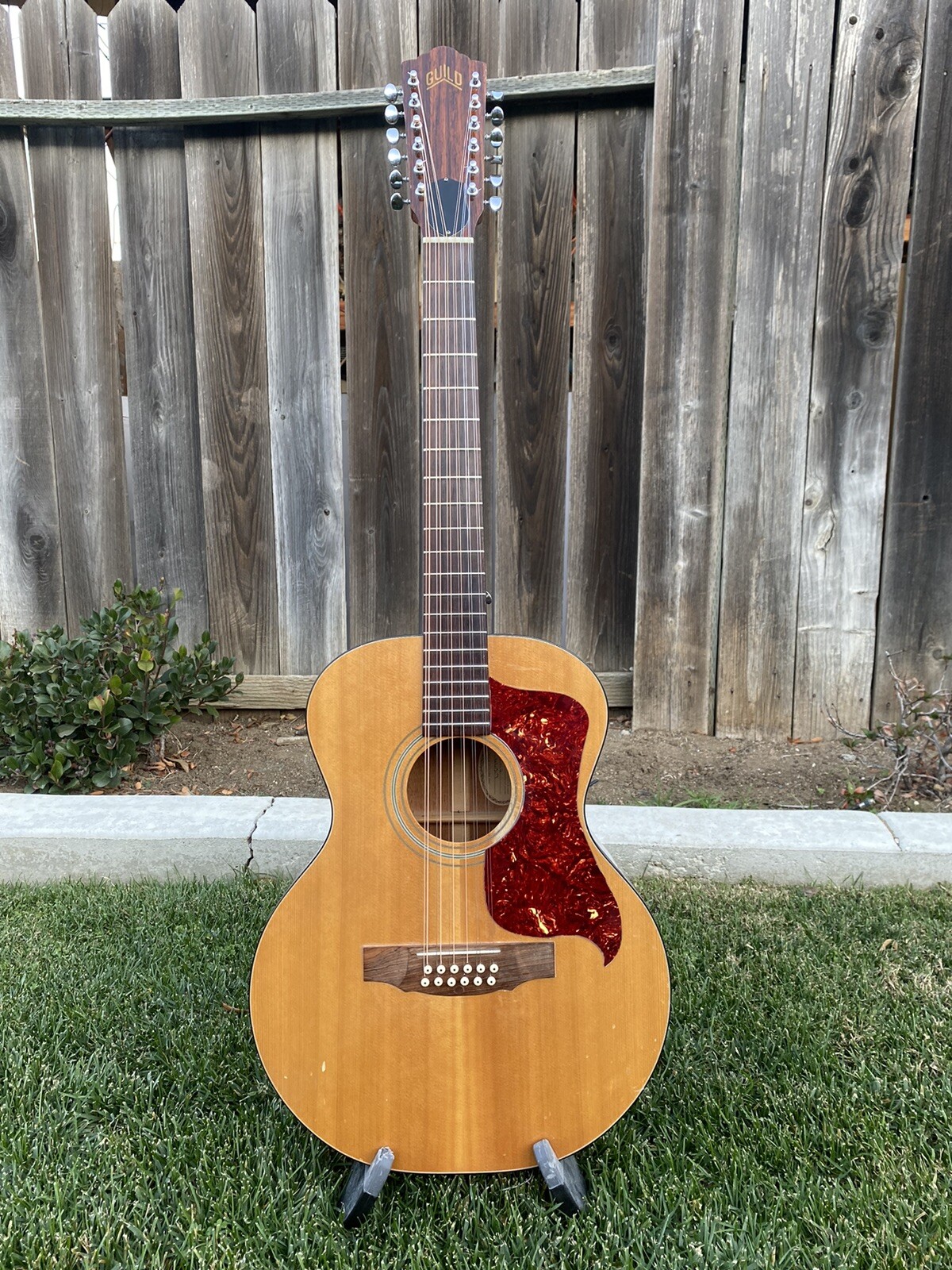 List of Guild Acoustic Guitars >> Vintage Guitar and Bass