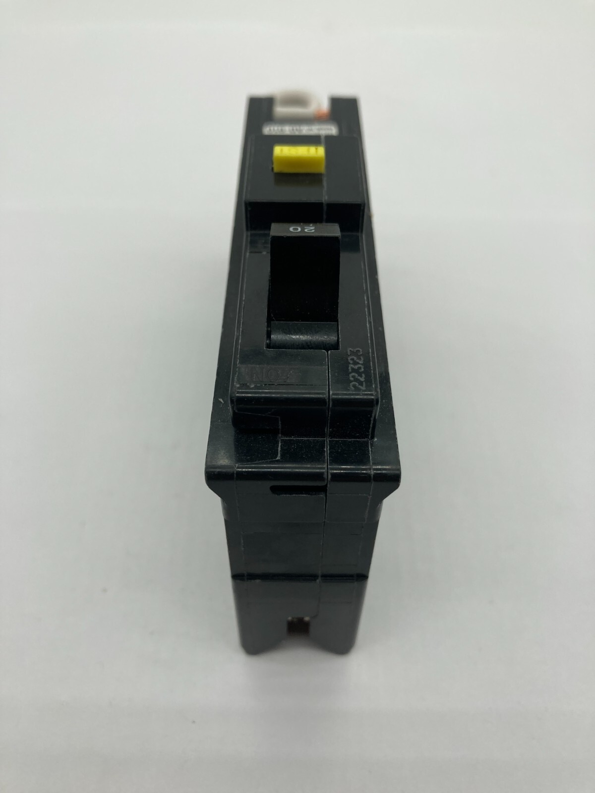 Square D Homeline HOM120GFI 1 Pole 20 Amp 120V AC Plug In HOM GFCI GFI ...