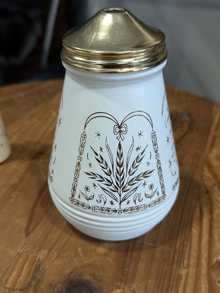 Salt, Pepper, & Sugar Shakers Christian Grace Before/After Meals Mary ...