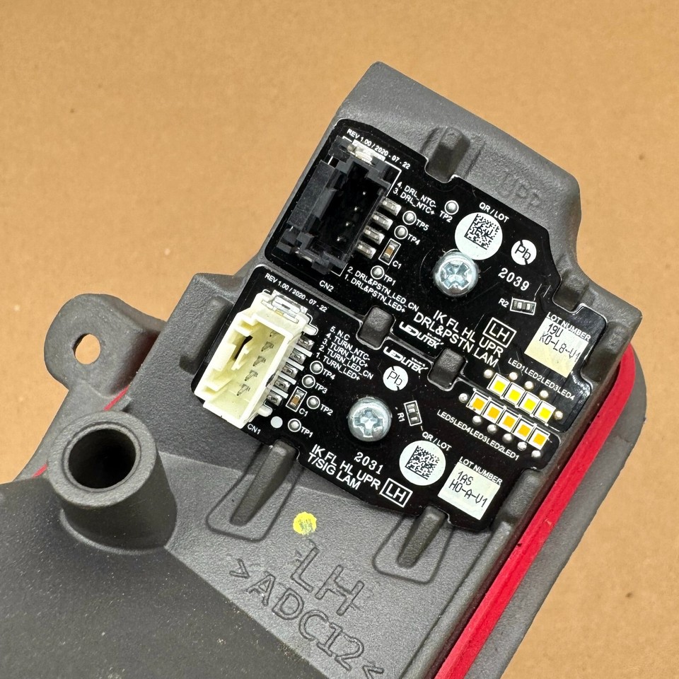 OEM 22-23 Hyundai Genesis G70 LED DRL Control Module Diode Lamp MD E13 ...