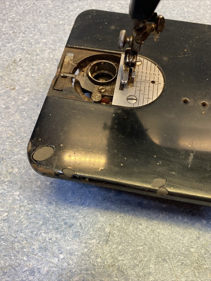 Vtg Singer Spartan Compact Sewing Machine Simanco RFJ9-8 Foot Pedal As ...