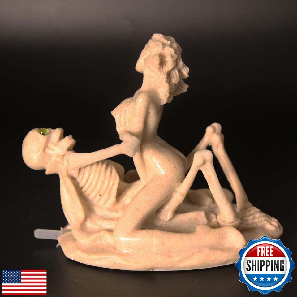 Carefree Fish Aquarium Skeleton King and Queen Decor Tank Halloween ...