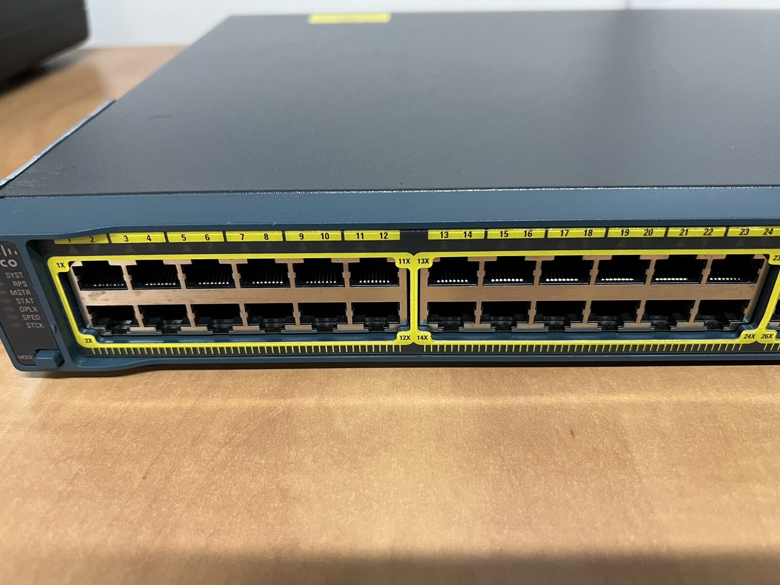 Cisco ANATEL WS-C2960X-24PS-L Catalyst PoE-24 Port GIGABIT Network ...