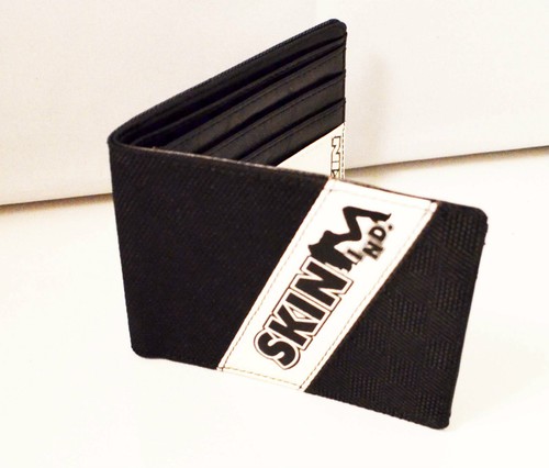 Skin Industries Logo