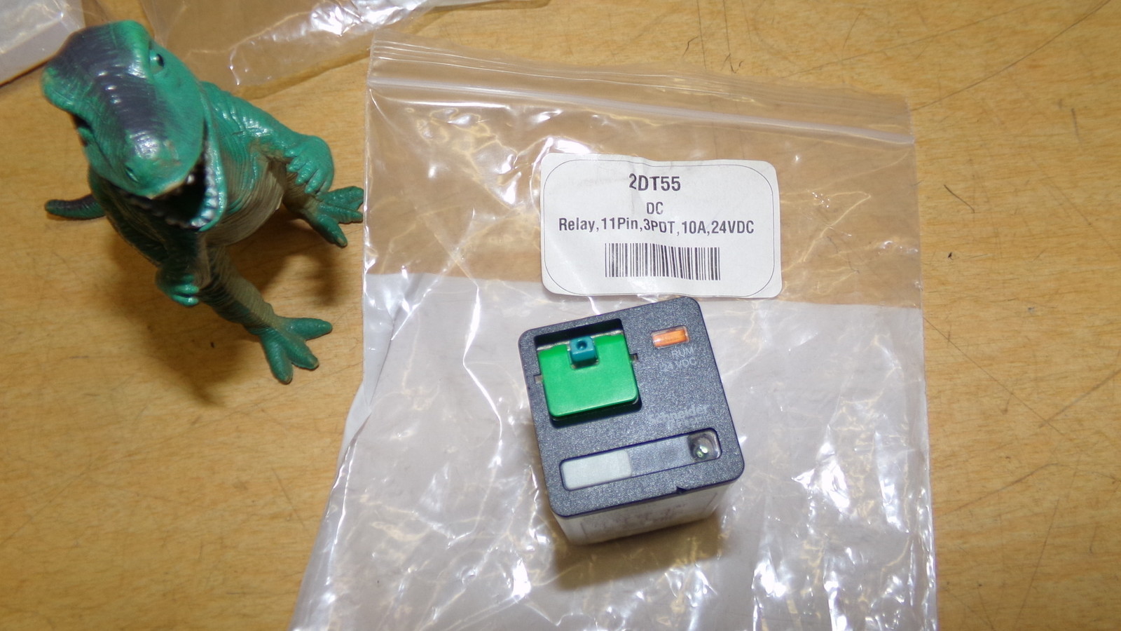 Schneider RUMF32BD 24VDC 11-Pin Relay 10A 24VDC*FREE SHIPPING* | eBay