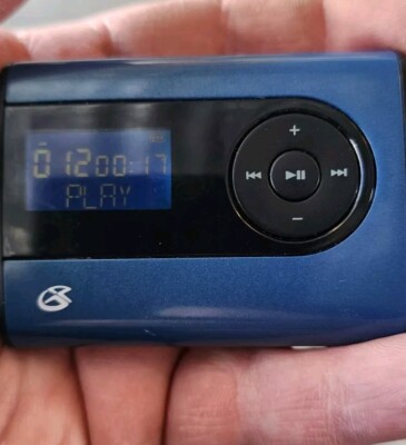 GPX MP3 Digital Audio Player 2GB MW249BU plays MP3 & WMA Audio Files ...