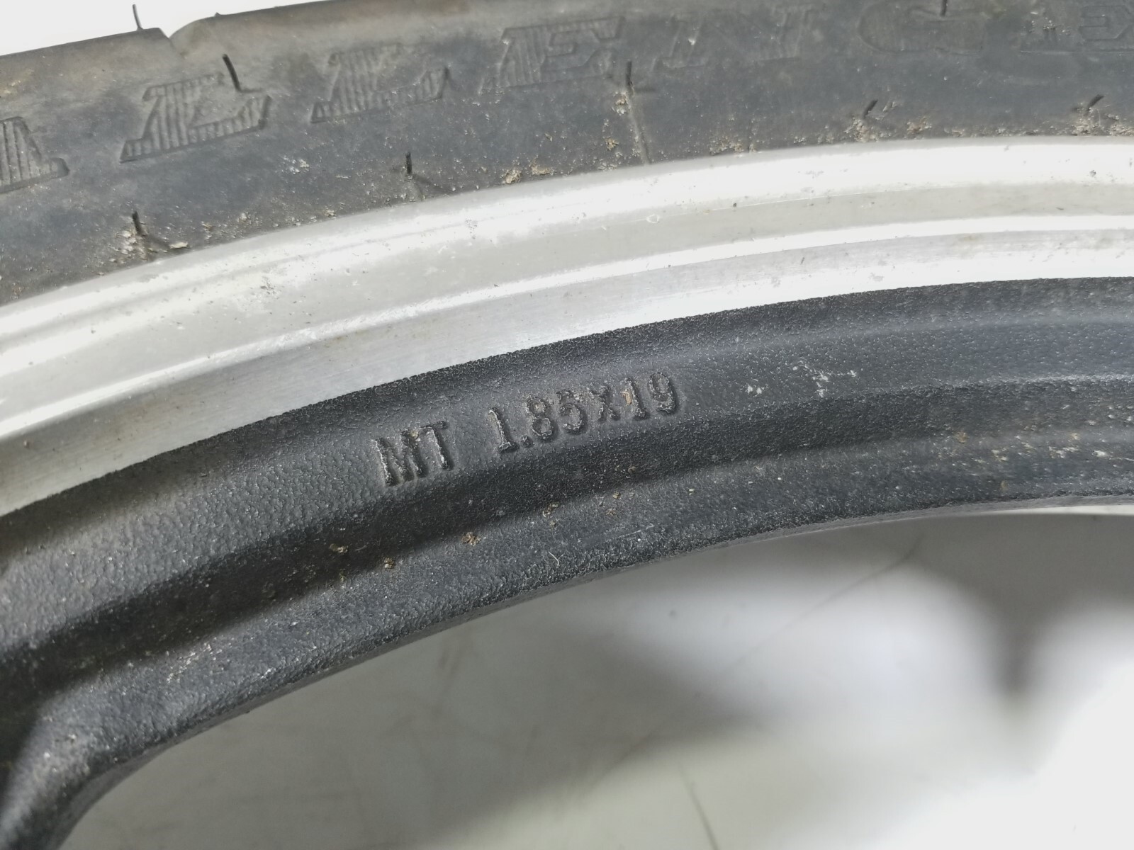 1982 Suzuki GS400L GS400 Front Wheel Rim 19" X 1.85" No Tire Free ...